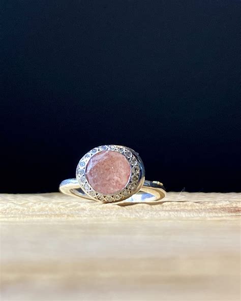 Rosa Maria Quartz Couleur Fraise Des Bois Et Diamants