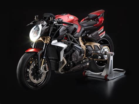 MV Agusta Brutale 1000 RR Free MV Agusta Brutale 1000 RR 35021