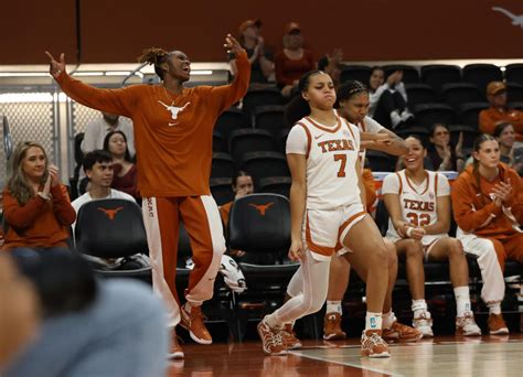 Texas Running Back Jerrick Gibson Kicker Will Stone Leave Texas Football The Daily Texan