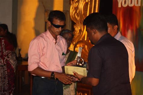 SRI LANKA YOUTH NEWS NETWORK මතර දසතරක යවන සමමන උළල