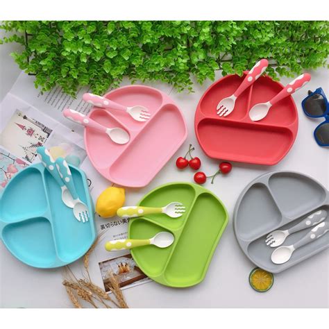 Khay ăn dặm silicon tròn 3 ngăn có đế hút chống dính Kean Shopee Việt Nam