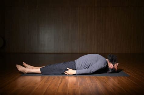 Fish Pose Matsyasana How To Practice Benefits And Precautions