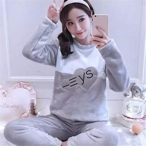 2022 automne et hiver chaud flanelle femmes pyjamas ensemble épaissie