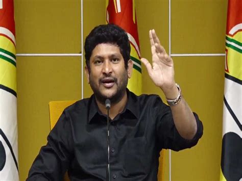 ఏసీ రూముల్లో కుర్చోని రండి రండి అంటే పెట్టుబడులు రావు జీవీ రెడ్డి