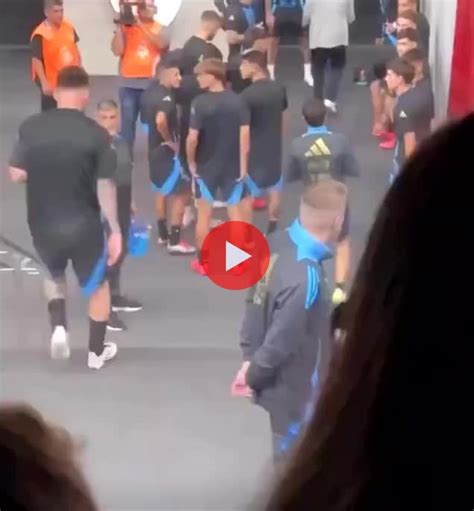 메시 자 드가즈아~~~~~~~~ 유머 움짤 이슈 에펨코리아