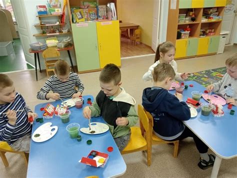 Художественно эстетическое развитие Рисование Тема «За цветами в зимний лес… Цель