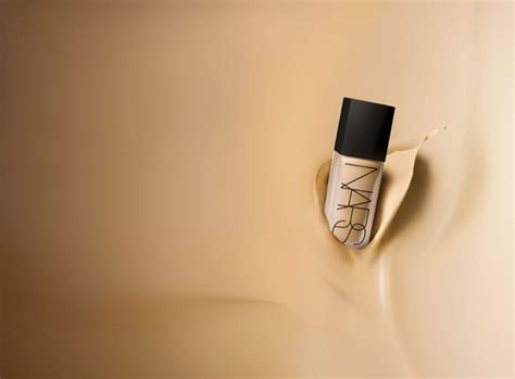 Nars All Day Luminous Weightless Foundation