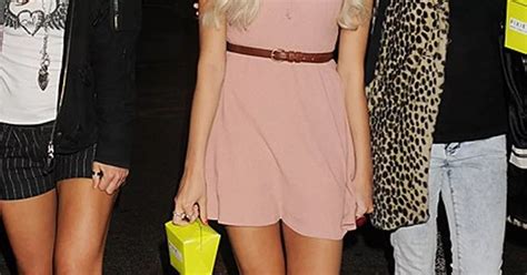 Pixie Lott In New York Still Pretty Mirror Online