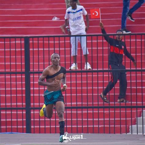 Linafoot V Club se rapproche de létape des play offs Dépêche cd