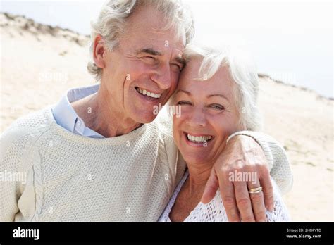 Happy Beach Older Couple Happies Beaches Seaside Older Couples