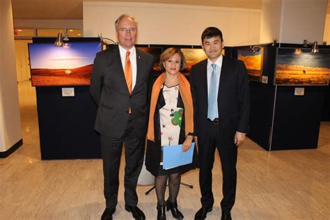 МОНГОЛЫН ГЭРЭЛ ЗУРГИЙН ҮЗЭСГЭЛЭН НҮБ ЫН ТӨВ БАЙРАНД НЭЭГДЭВ Mongolia