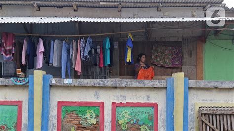 FOTO Melihat Aktivitas Warga Kampung Tembok Foto Liputan