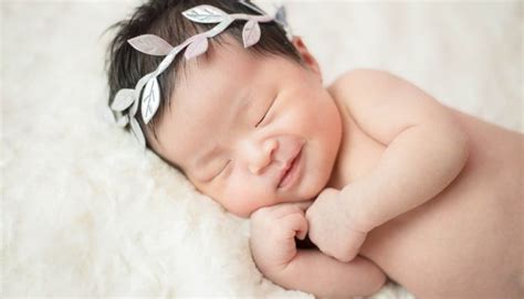 اسم دخترانه افغانی با معنی شیک و زیبا مینویسم