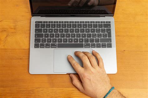 Pythonで「四捨五入」するには？最適な方法や応用テクニックを解説 Neutral
