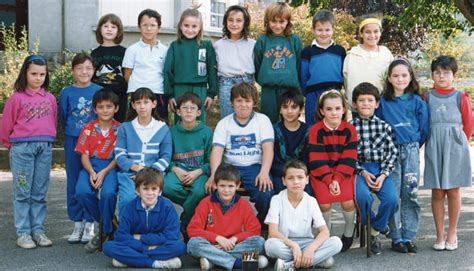 Photo De Classe Ce2 De 1988 Ecole Henri Gerard Copains Davant
