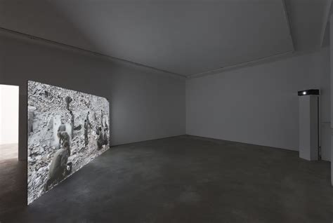 Still Not Moving Eigenart Lab