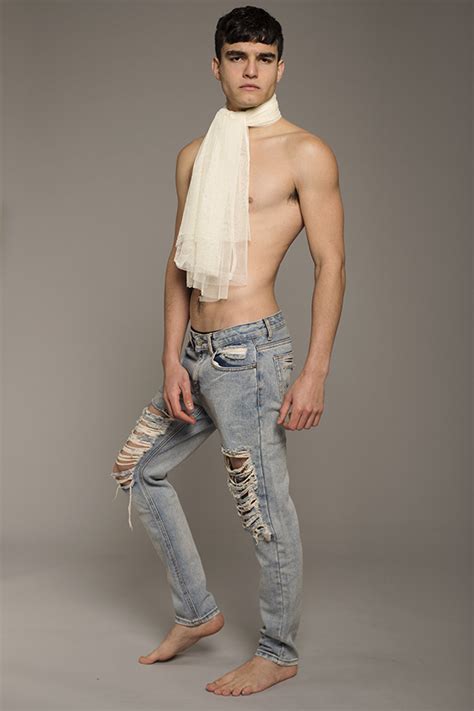 Erick Mullan By Hubert Majka Vanity Teen 虚荣青年 Lifestyle And New Faces Magazine