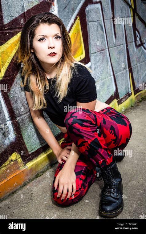 Alternative Rock Fashion Girls