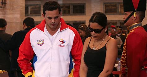 Arrestan y acusan de corrupción al exnovio de la hija de Hugo Chávez