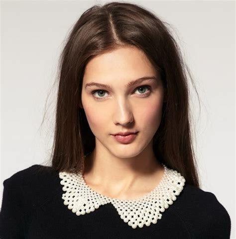 Как украсить платье своими руками цветами стразами бисером кружевом