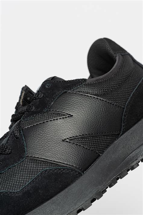 New Balance, Спортни обувки 327 с кожа, Черен, 12 - eMAG.bg