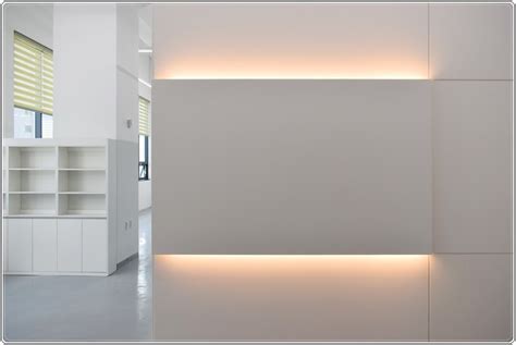 수원 더퍼스트 에이스광교타워 사무실인테리어 화이트 컨셉트의 복층사무실 시공으로 넓게 사용하세요