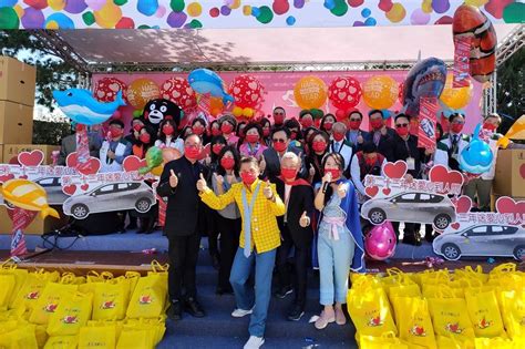 疫情擊不垮愛心 企業攜手送愛心捐出近千萬做公益 上報 地方
