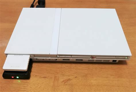 Yahooオークション Ps2 本体 Scph 79000 セラミックホワイト 電源ケ