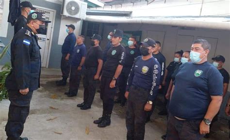En Honduras Venden Uniformes Policiales A Reos Una Nueva Modalidad Del