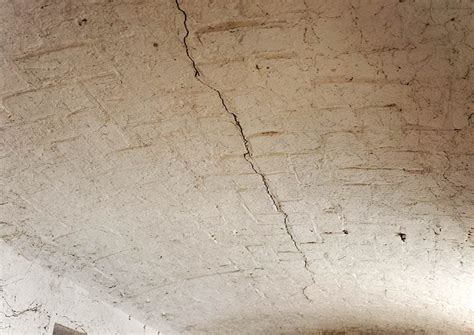 Types Of Ceiling Cracks Guide And What To Look For Designing Idea