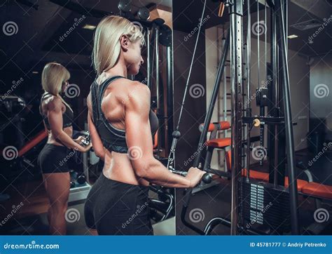 Fitness Woman Doing Triceps Exercises Stock Image Image Of Bicep