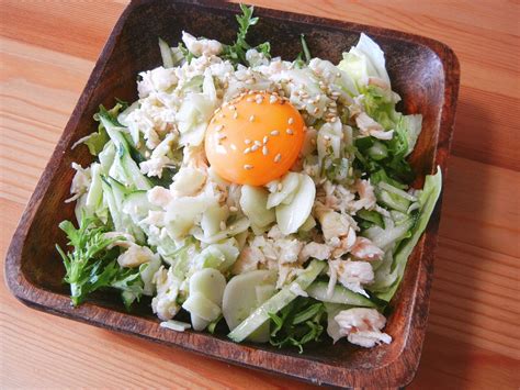 【実食レビュー】カルディの「青いにんにく辣油」やっと買えた！購入制限納得のめちゃうま万能調味料 暮らしのちいさな発見帳