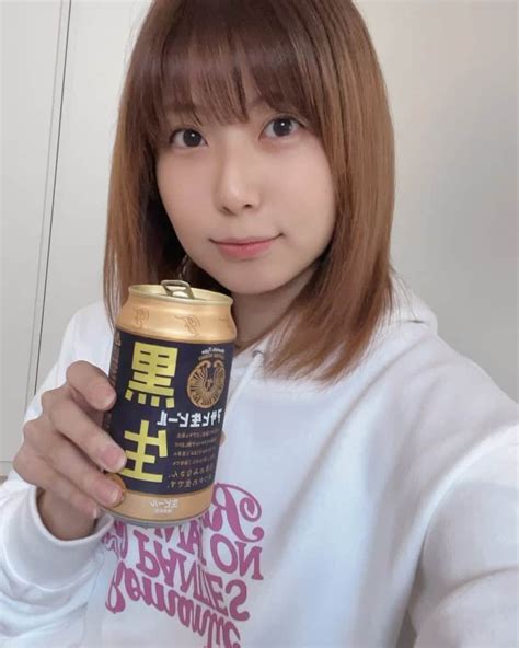 天野麻菜さんのインスタグラム写真 天野麻菜instagram「ビール女子。3670 東京中央美容外科川崎院 Tcb