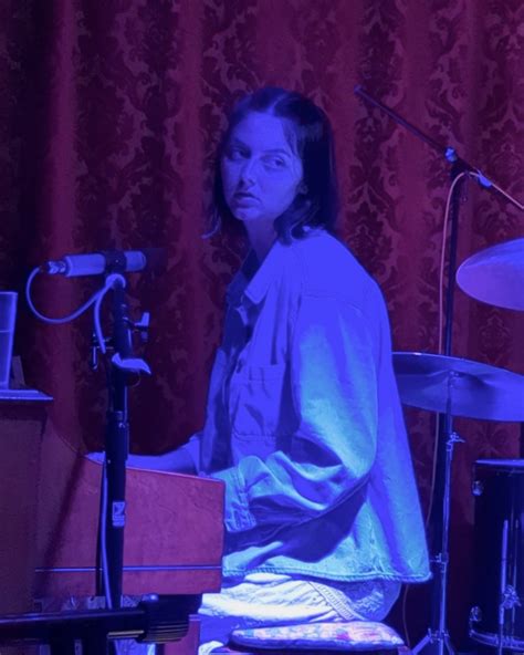 Riley Ruby Rileyrubyy • Instagram Photos And Videos