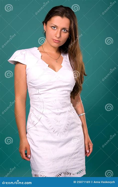 Le Ragazze Sexy Si Sono Vestite Nel Bianco Immagine Stock Immagine Di