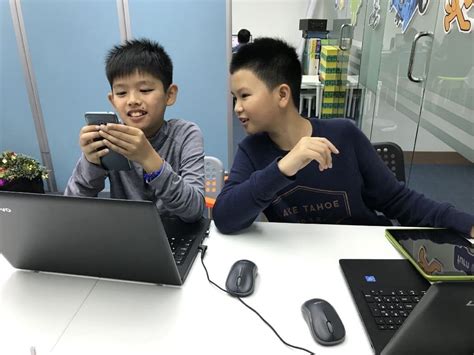 什麼時候開始學STEAM課程最合適 黃浩基博士跟大家分享最適合導入STEAM課程的四個階段及各階段的目標