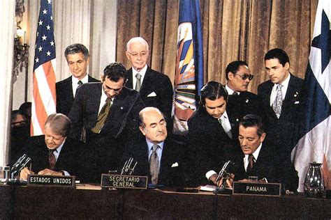 Panamá En Los 40 Años De La Firma De Los Tratados Torrijos Carter Hot