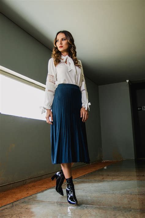 Actualizar 106 Imagen Navy Blue Skirt Outfit Abzlocal Mx