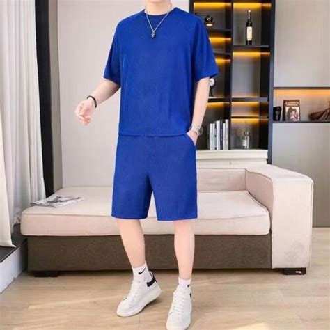 Men Summer Outfit 2 Piece Sports Set Short Sleeve T Shirt Shorts