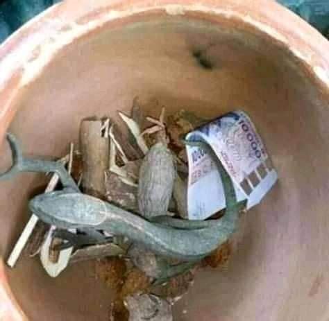 GRAND ET PUISSANT MAITRE MARABOUT AMANKPE Tel WhatsApp Rituel Mystique Pour