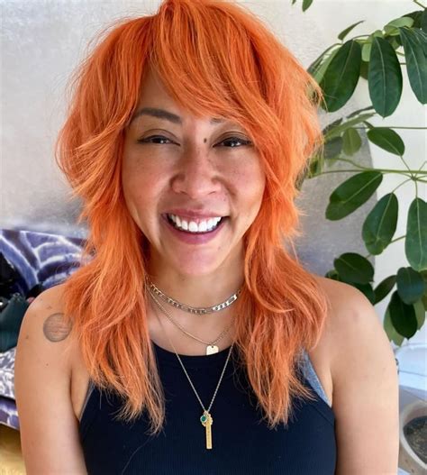 19 Awesome Hairstyles With Side Swept Bangs For Women And 10 You Mustn