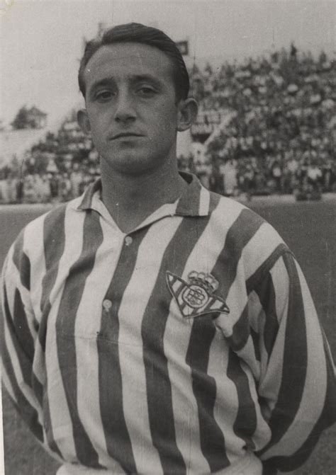 Historia del Real Betis Hoy hace 65 años Fichaje de Tomás Azpeitia