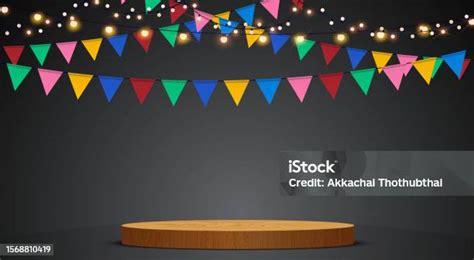 네온 불빛이 매달려 있고 어두운 방에 화려한 깃발이 걸려 있는 나무 연단 0명에 대한 스톡 벡터 아트 및 기타 이미지 0명 3차원 형태 가정의 방 Istock