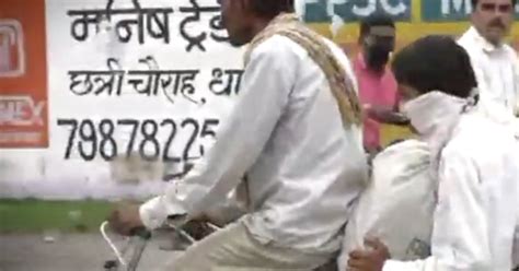 मत और पत अपन औलद क लए कय नह करत बच क अपन फरज भ नभन चहए करन कय कय कर