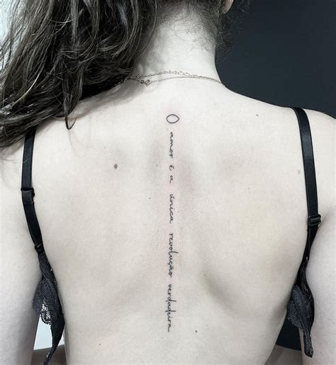 Tatuagem Feminina Nas Costas As Melhores Inspirações Com Flores E