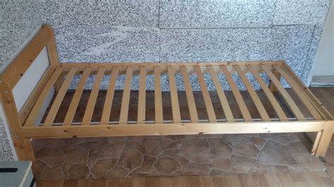 Единично легло с подматрачна рамка дюшек гр Поморие • Olx Bg