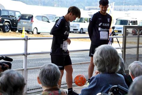 愛媛fcさんのインスタグラム写真 愛媛fcinstagram「besupporters！いくつになってもワクワクしたい、すべての人へ