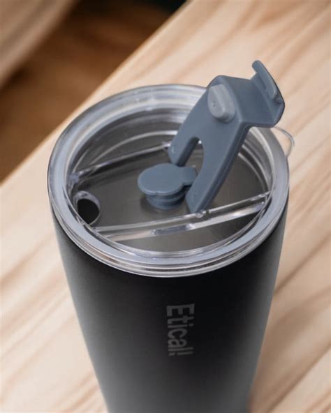 Tumbler Pro 590ml Colección Jardín Negro Etical