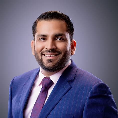 Sumit Bansal Sandr Associates Lawyer In Delhi