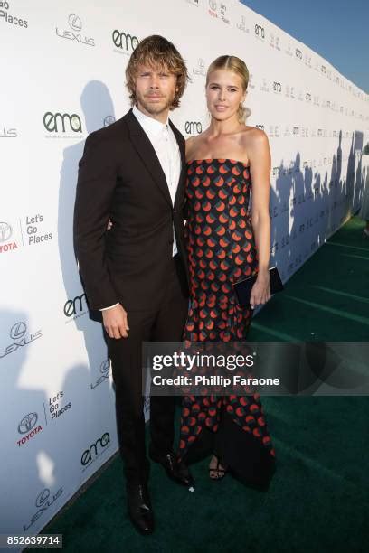 1571 Sarah Wright Olsen Photos And High Res Pictures Getty Images